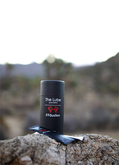 The Lube Packets – FFäusten